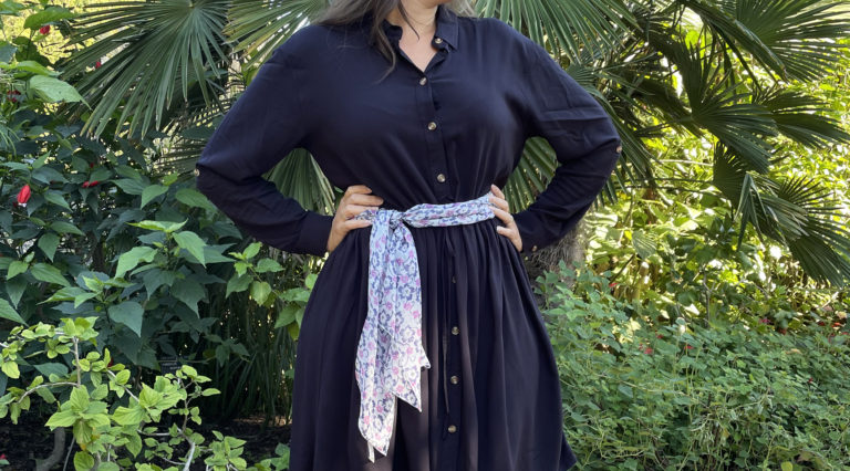 How to wear a foulard – French manufacturer of scarves and stoles