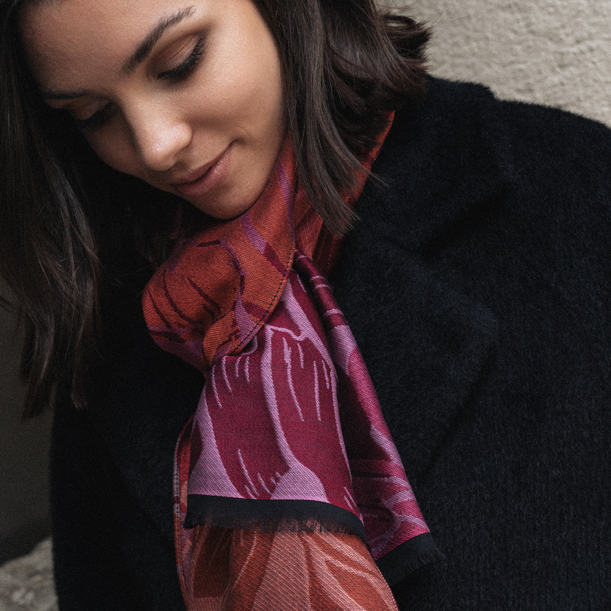 Very chic women's scarf made of wool and cotton ? beautiful red color ...